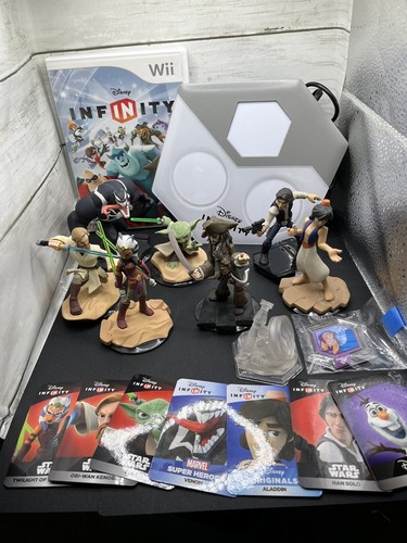 Wii Disney Infinity Game W/ Manual and Base, Lot of 8 Characters ...