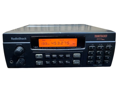 Radio Shack PRO-2050 TrunkTracker 300-channel VHF/UHF/Air/800MHz AM/FM ...
