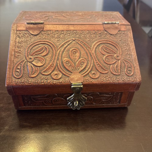 Vtg Hand Made Decorative Wood & Leather Trinket Jewelry Box With Inner ...