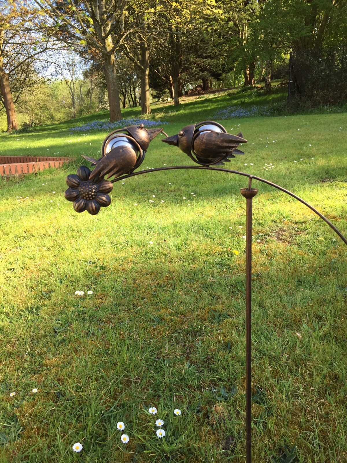 Bronze Bird Spinner Wind Garden Lawn Daisy Metal Gift Present Spinning ...