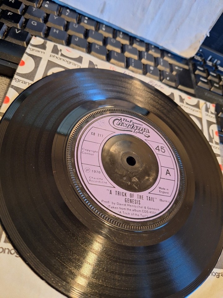GENESIS A TRICK OF THE TAIL / RIPPLES CHARISMA UK VG+ VINYL 7" 45 ...