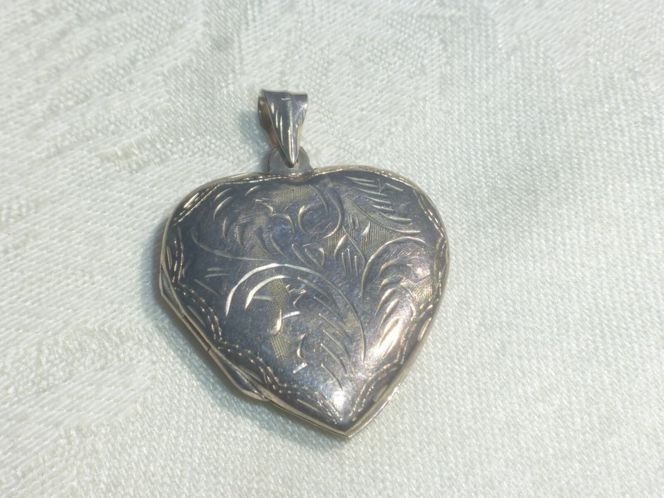 FANTASTIC SIGNED VINTAGE ETCHED STERLING SILVER LARGE HEART PENDANT 1 5 ...
