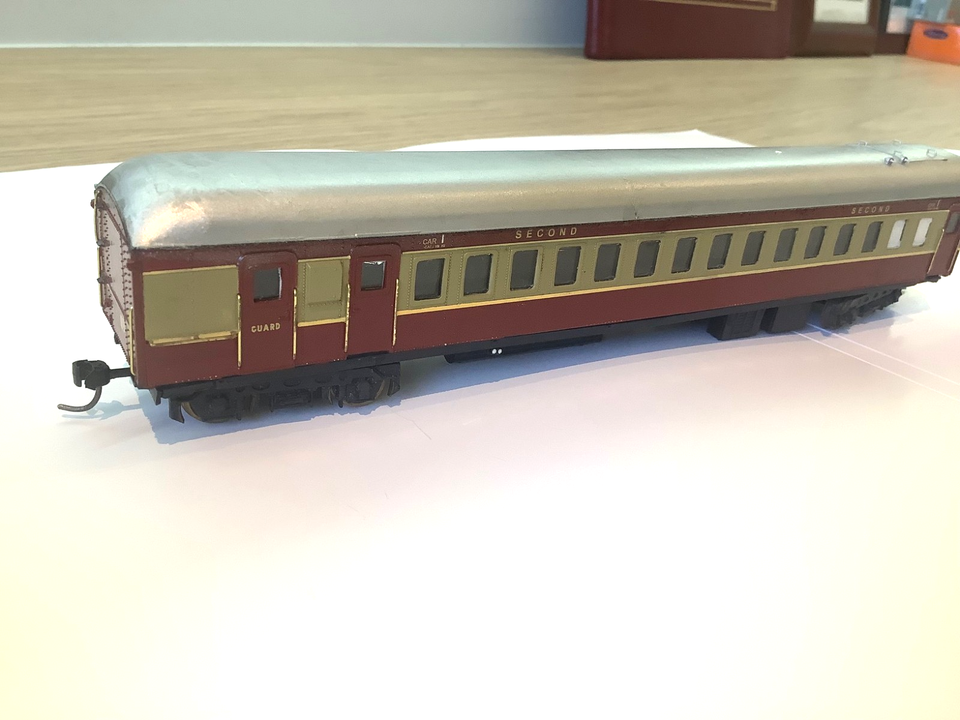 NSWGR Air Conditioned "HUB" Set 119, HO, Seven (&) car set | eBay Australia