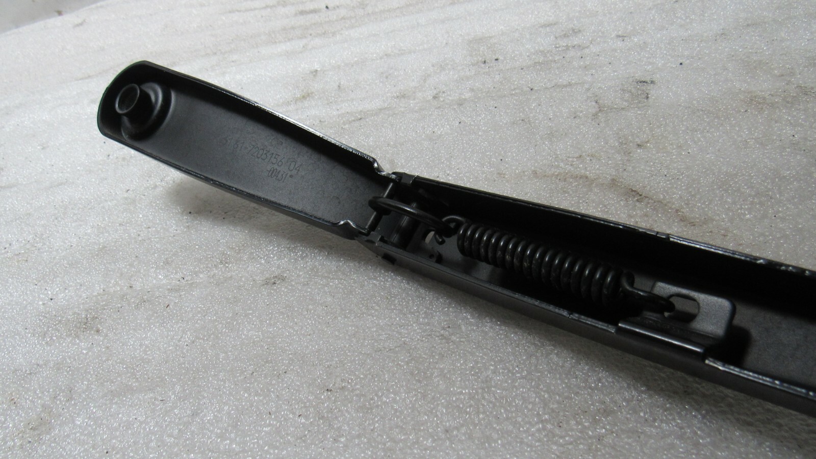 2011-2018 BMW F10 M5 F06 F12 F13 M6 & 5-6-Series Right Windshield Wiper ...