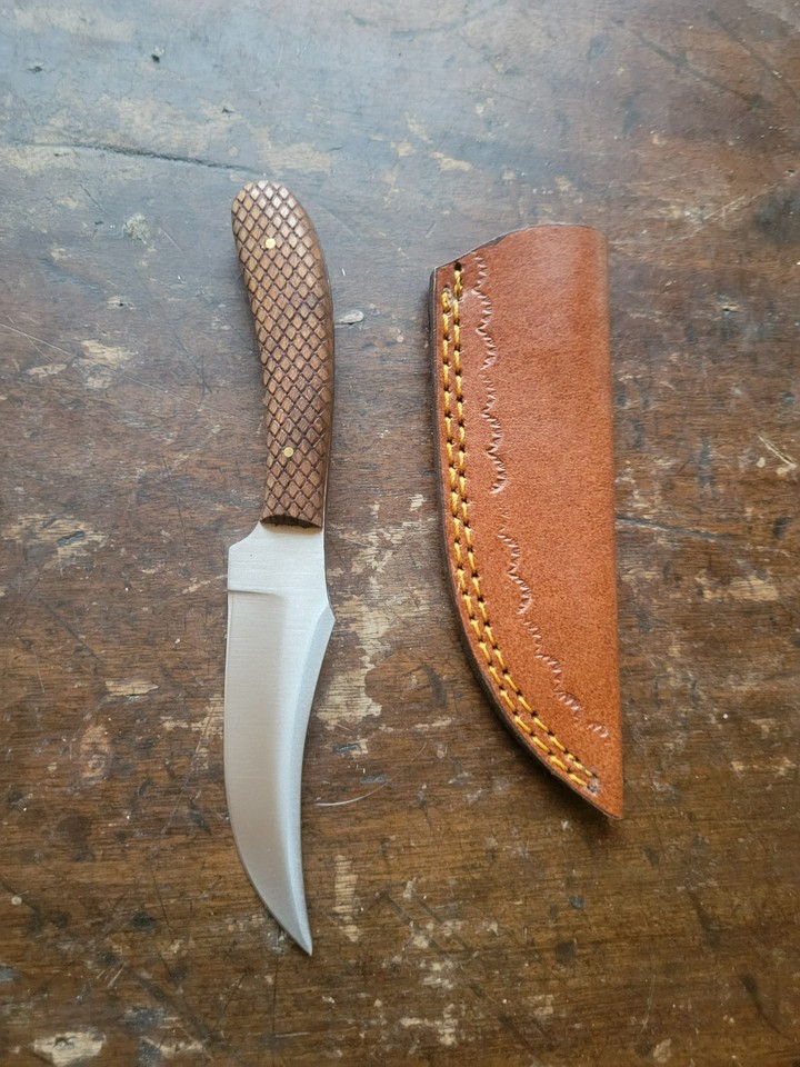 Handmade Stainless Steel Skinning Blade Hunting Knife with Wood Grain ...