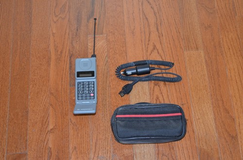 Motorola Cellular One Digital Personal Flip Cell Phone Vintage with ...