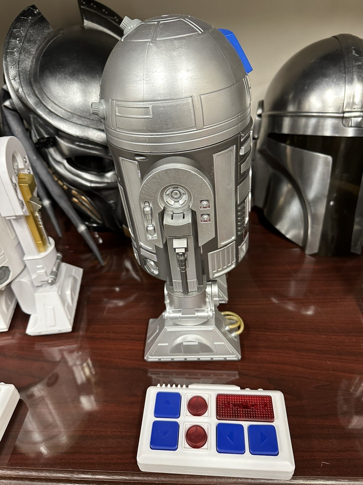 Star Wars Galaxys Edge Droid Depot Custom Painted Astromech R2 W/Remote ...