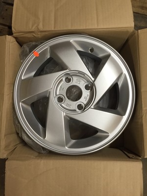 06 KIA RIO 14" 4X100MM SILVER 5 SPOKE WHEEL BRAND NEW OEM FACTORY RIM ...