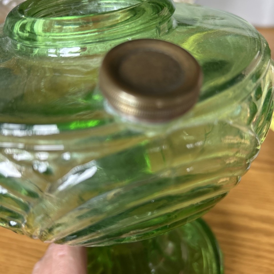 Vintage 1941 Aladdin Green B47 Bell stem Oil Lamp | eBay