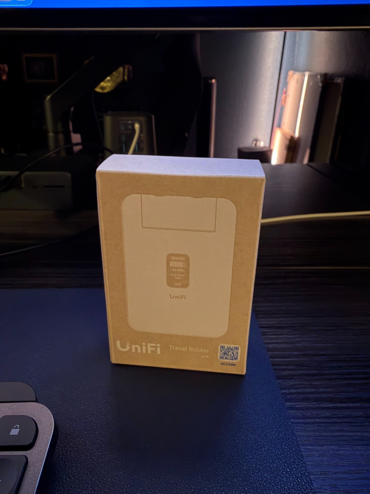 Ubiquiti UniFi Travel Router (UTR) - Brand New Factory Sealed In Hand ...