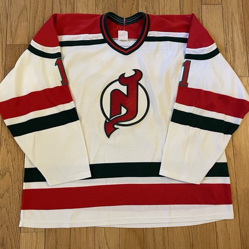 Vintage New Jersey Devils Hockey Jersey Men XL Sean Burke 1980’s 1990’s ...