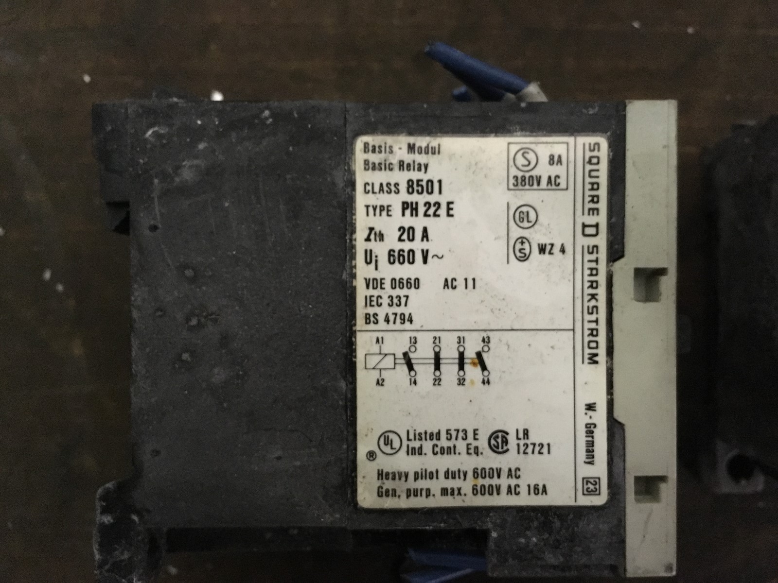 Square D Starkstorm Class 8501 Type Ph 22 E Contact Relay 240v 50hz for ...