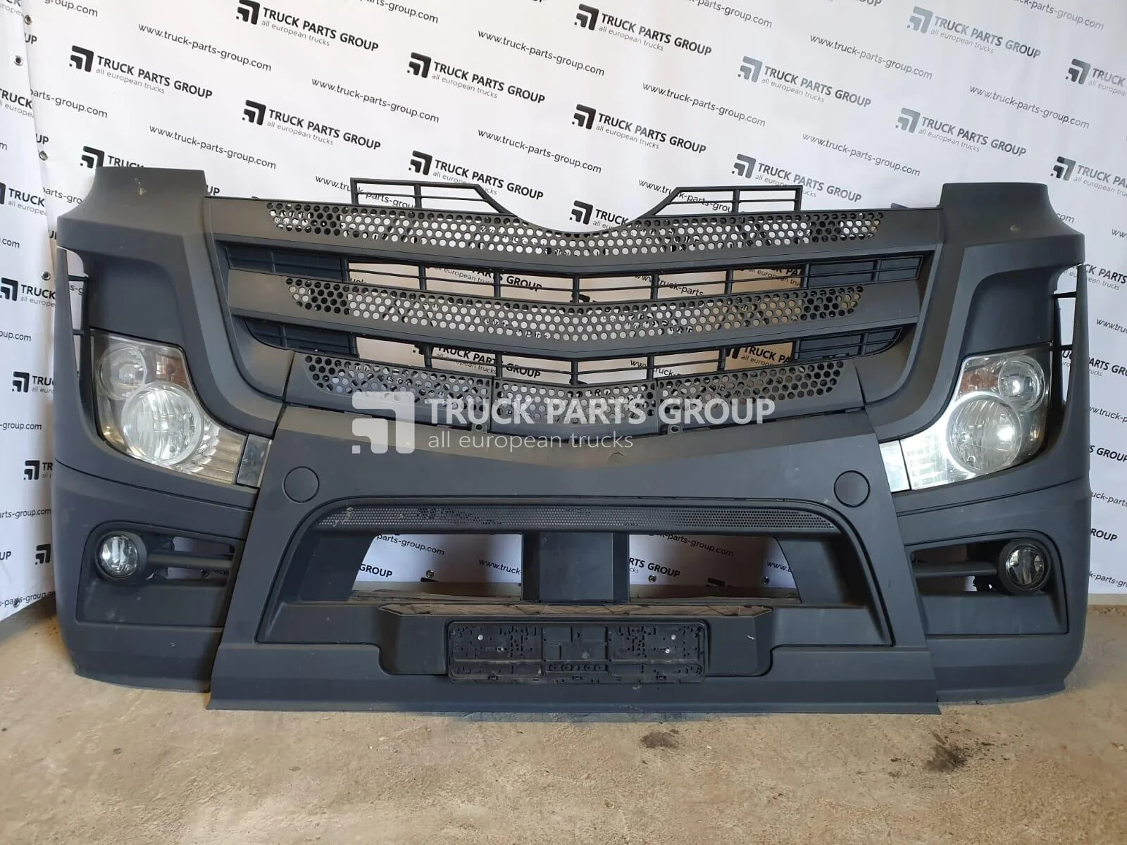 Mercedes MP4 actros EURO6 front bumper complete 9608854925, 9608855025 ...