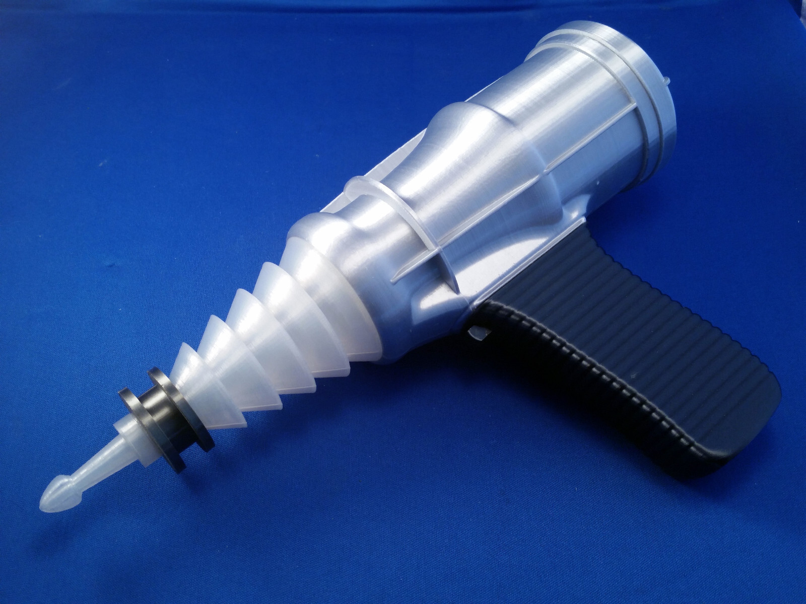 "Forbidden Planet" Sci-Fi Ray Gun Blaster | eBay