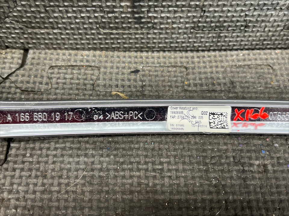 OEM 2012-2015 Mercedes X166 GL Dash Instrument Panel Radio Bezel Trim ...