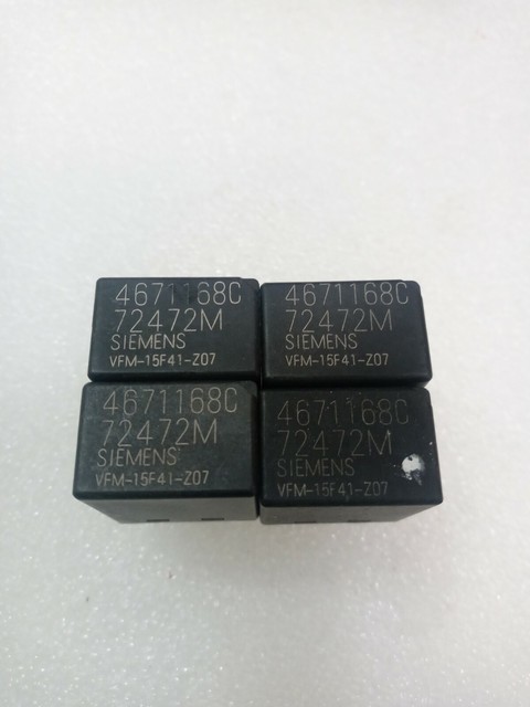 Chrysler Plymouth Dodge Jeep Eagle OEM Relay 4671168C Siemens VFM-15F41 ...