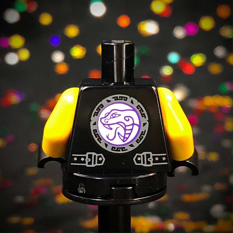 NEW LEGO Black Jacket Necklace Fang Snake Head Belt Minifigure Torso ...
