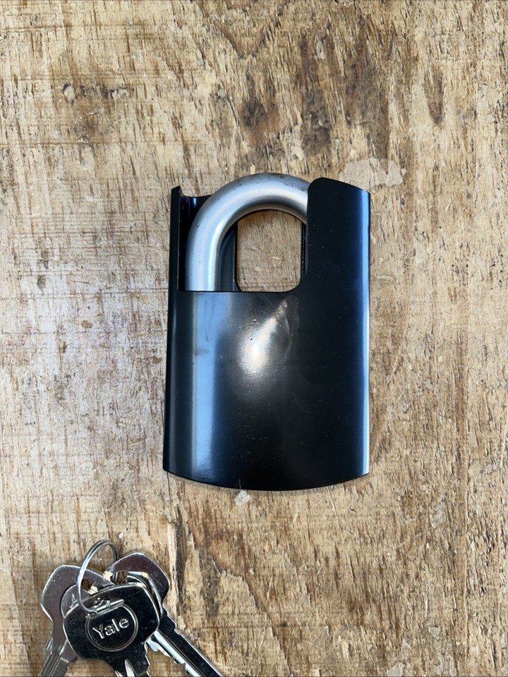 Yale Y300CB/63/127/1 Maximum Protection 62mm Hardened Padlock Closed ...