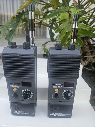 2 Vintage General Electric 40 Channel CB Transceiver GE Model 3-5979A ...