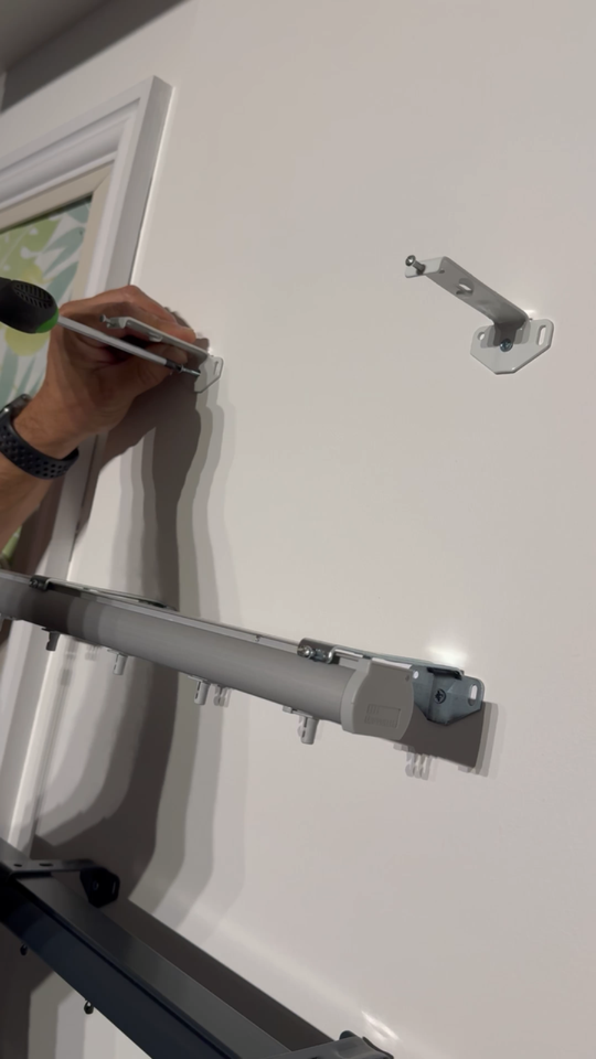 Vertical Blind Face Fix Brackets WHITE - 92mm- Multiple packs! | eBay UK