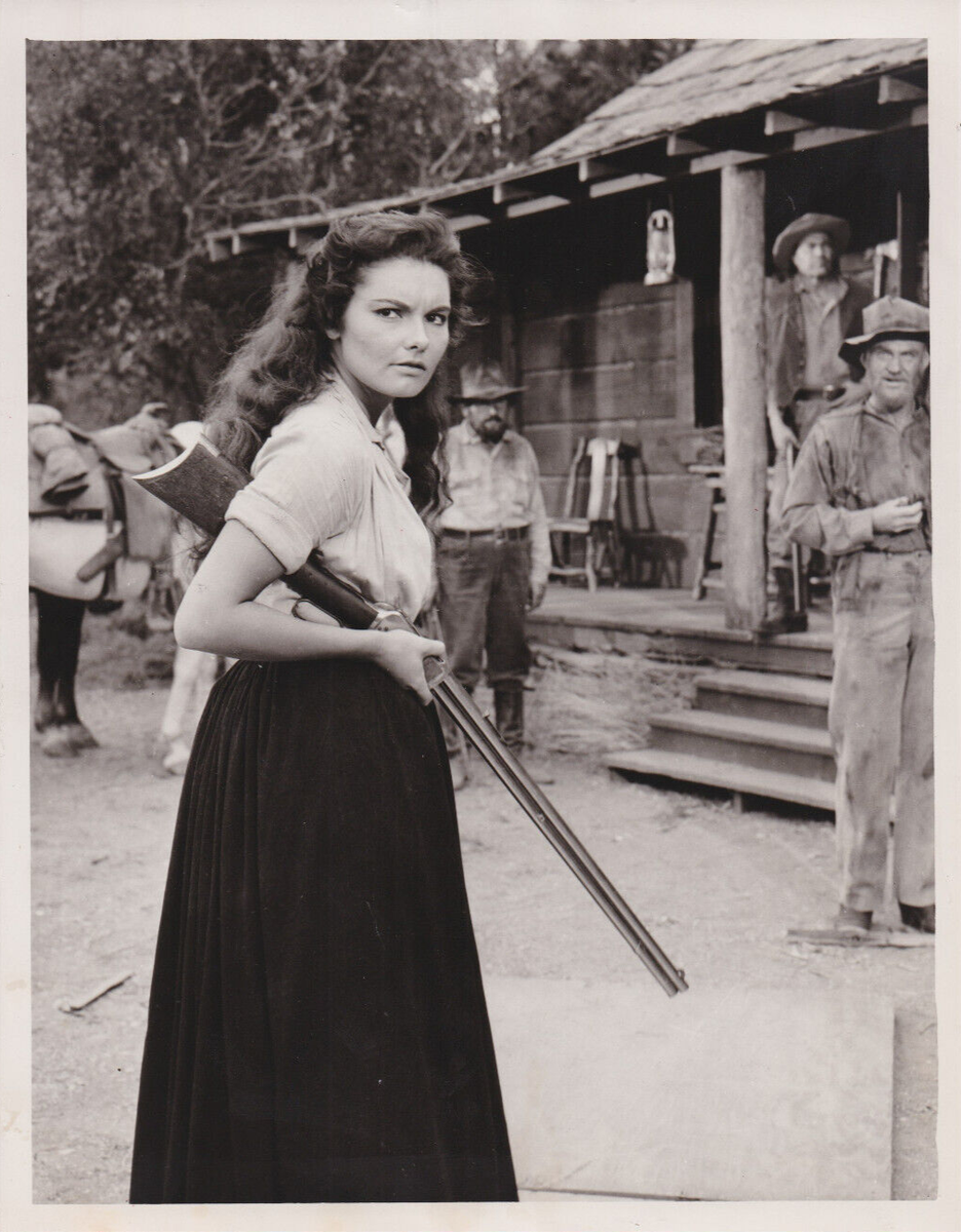 Susan Lloyd Actress 416 Fotos E Imágenes De Alta Resolución De