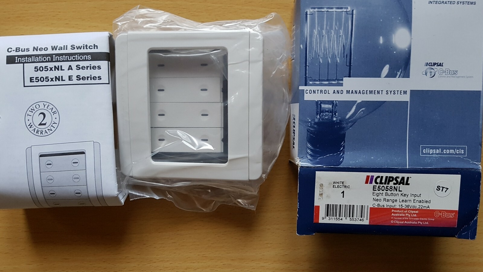 CLIPSAL E5058NL C-BUS ,Eight Button Key Input,2 ,Neo Range Learn ...