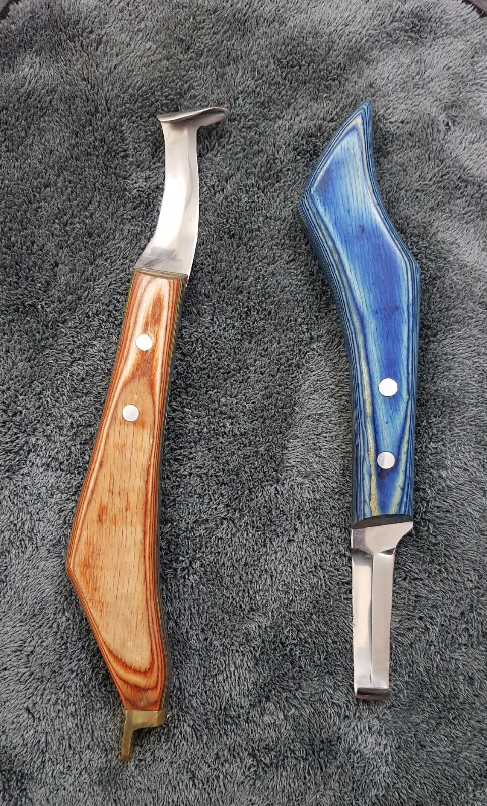 Farrier Hoof Knife Blue Handle with Brass Horseshoeing Topper – Right ...