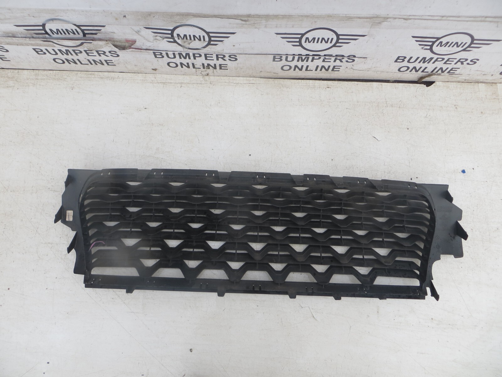 Dacia Duster 2019 Front Bumper Lower Grill 622545490R Axp10222 for sale ...