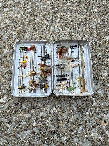 Vintage Perrine #66 Aluminum Fly Box w/ Fishing Flies, Aluminum 2.5" x ...