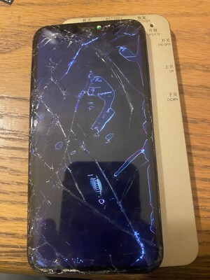 Apple iPhone 11 LCD Screen Digitizer Cracked Glass Bad LCD OEM ...