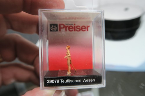 PREISER HO SCALE #29079 DEMONIC CREATURE ! TOPLESS CAT LADY! IN SEALED ...