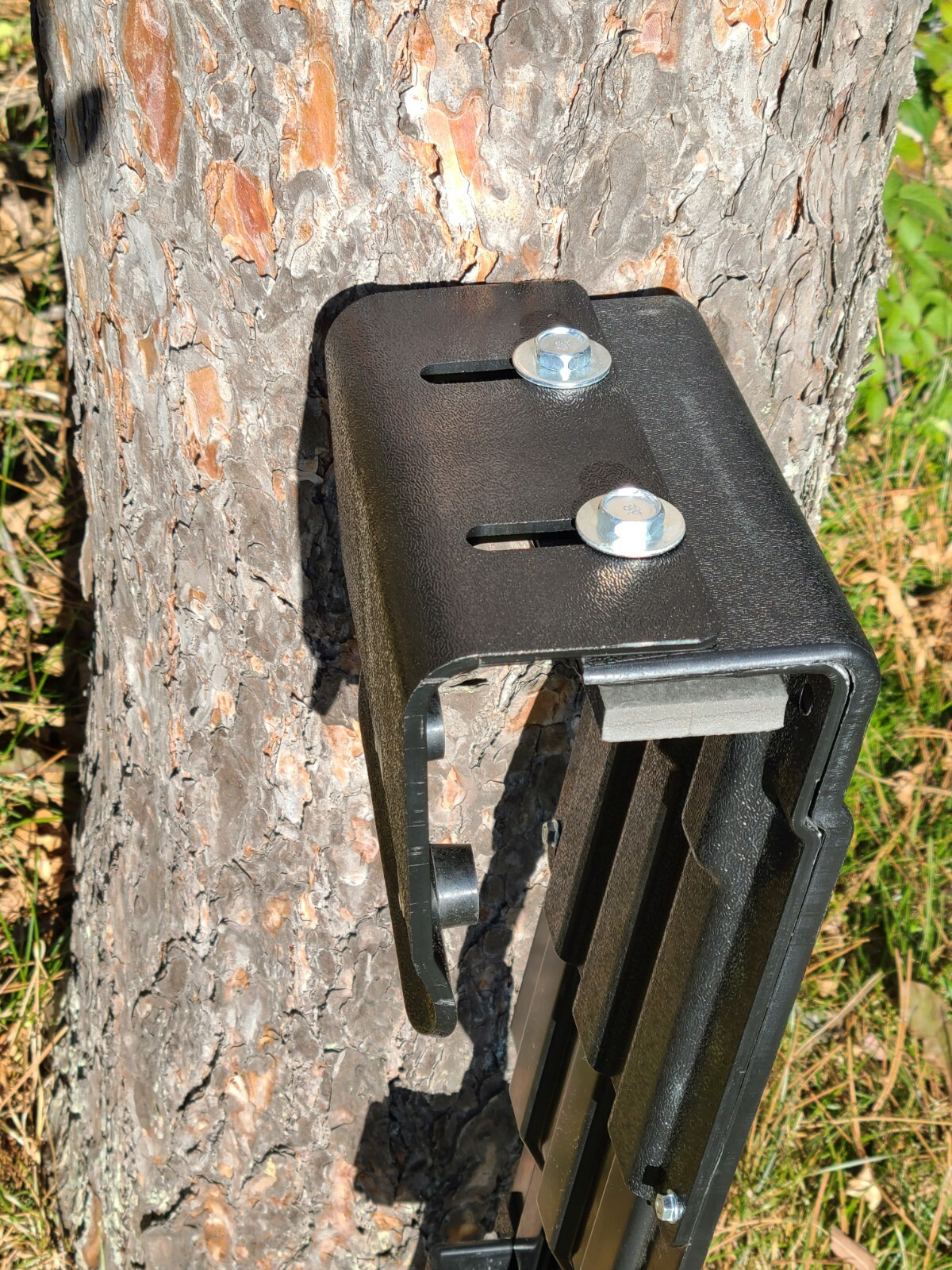 Adjustable Chainsaw Scabbard Bucket Mount Bucket Truck For Stihl ...