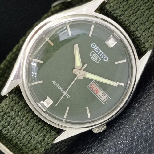 SEIKO 5 AUTOMATIC 7005A VINTAGE JAPAN MENS GREEN COLOR DIAL WATCH ...