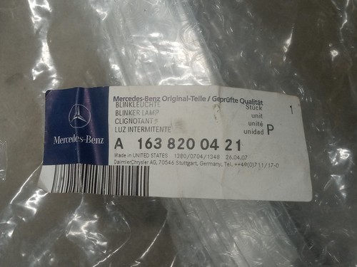 New NOS OEM Mercedes W163 right mirror blinker 1638200421 ML320 ML350 ...