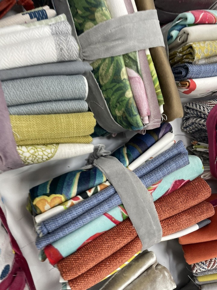 2 X designer Fabric Bundles . Made Up Of 6 Pieces approx Quarter Of ...