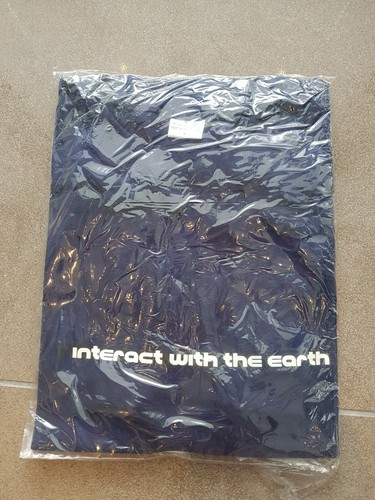 BNWT Navy T-SHIRT "Interact With The Earth" Size L 100% Cotton | eBay