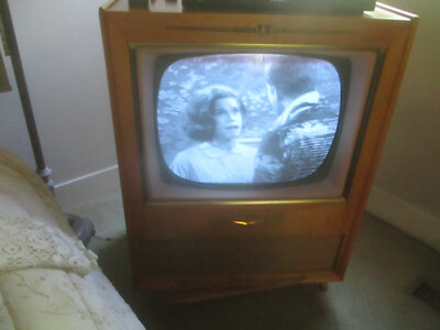1952 RCA Victor Swivel Television 27" Restored UHF VHF Phono Blonde ...