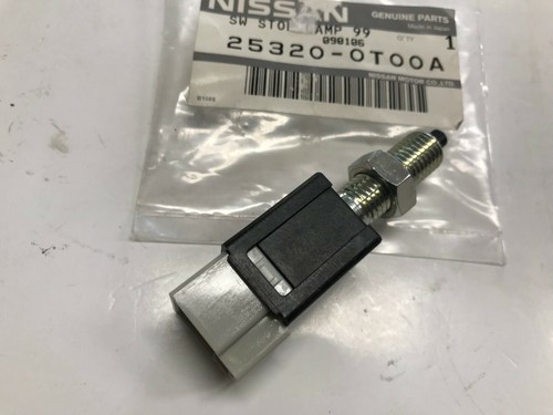 25320-0T00A 253200T000 253200T00A 25320-0T000 INTERUTTORE STOP NISSAN ...