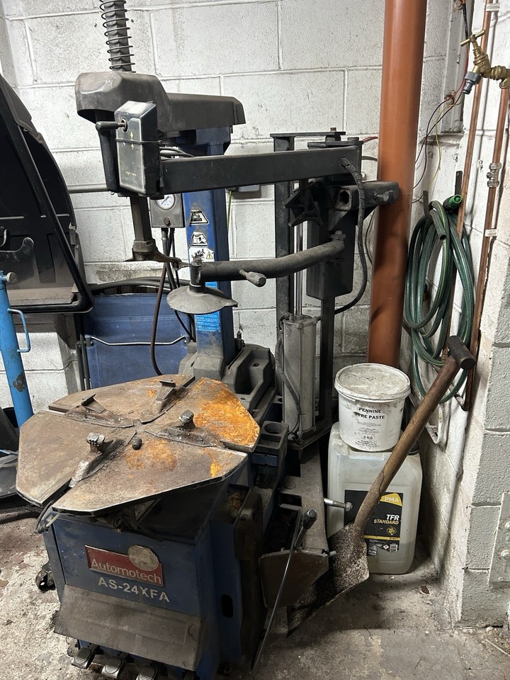 AUTOMOTECH AS-24 XFA AUTOMATIC TYRE CHANGING MACHINE | eBay UK