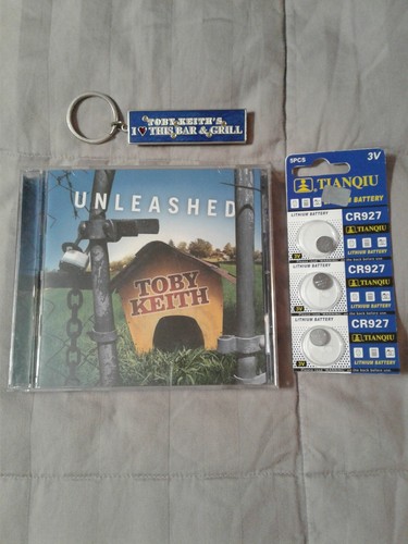 Toby Keith Light Up Keychain I love This Bar & Grill and Unleashed CD ...