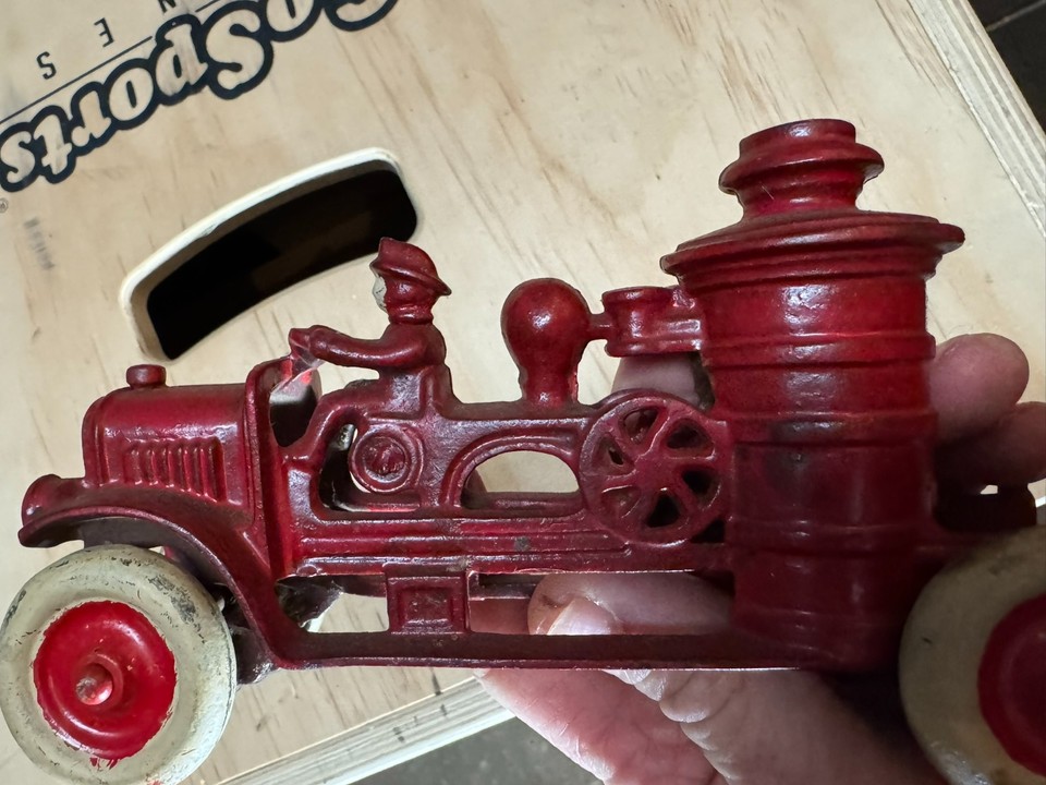 Rare Vintage Kenton Toys Red Cast Iron Fire Pump Firetruck Toy | eBay