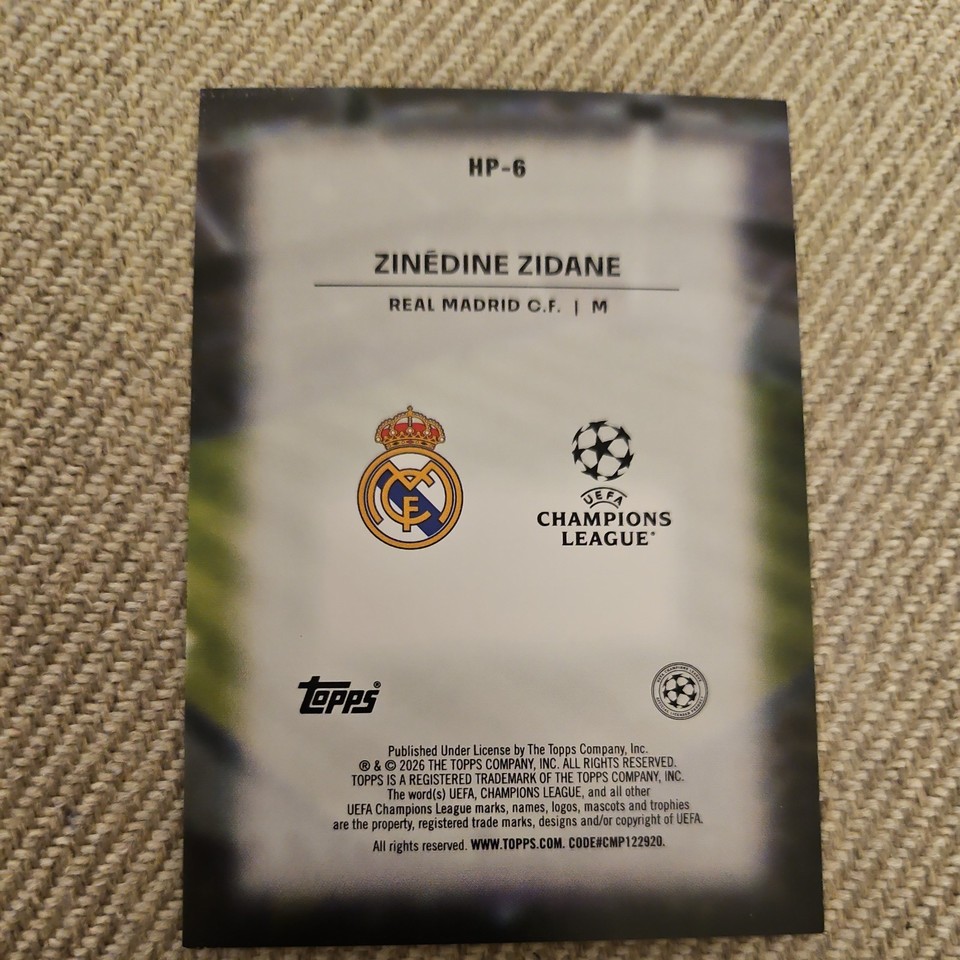 Topps UCC Flagship 2025-26 Zinedine Zidane Home Advantage Case Hit Real ...