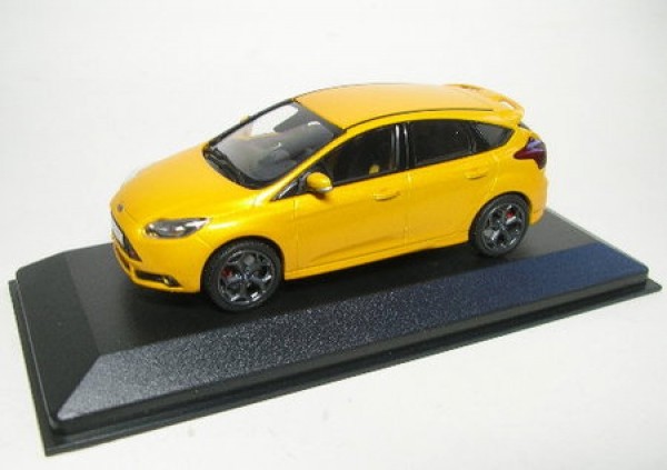 Ford Focus ST MKII (Metallic Orange) 1:43 Minichamps In OVP With ...