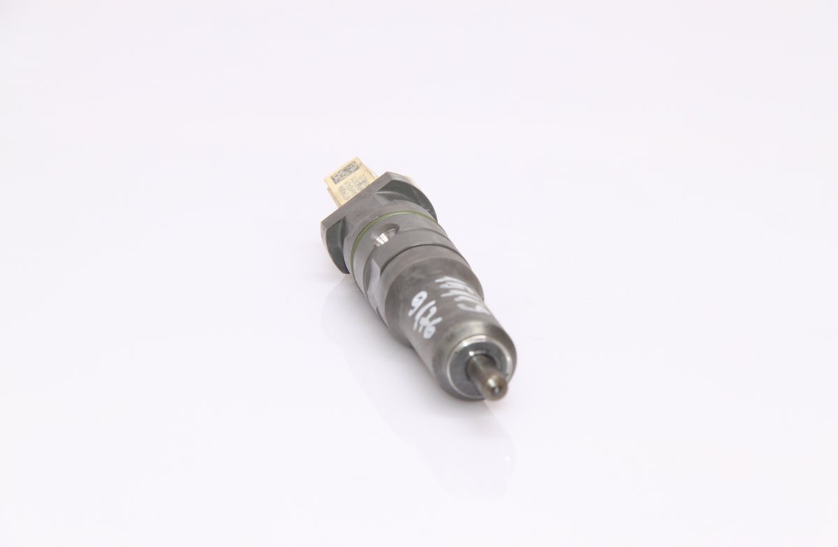 2119950 DAF CF450 (01.18 Fuel Injector MX-11 truck parts | eBay