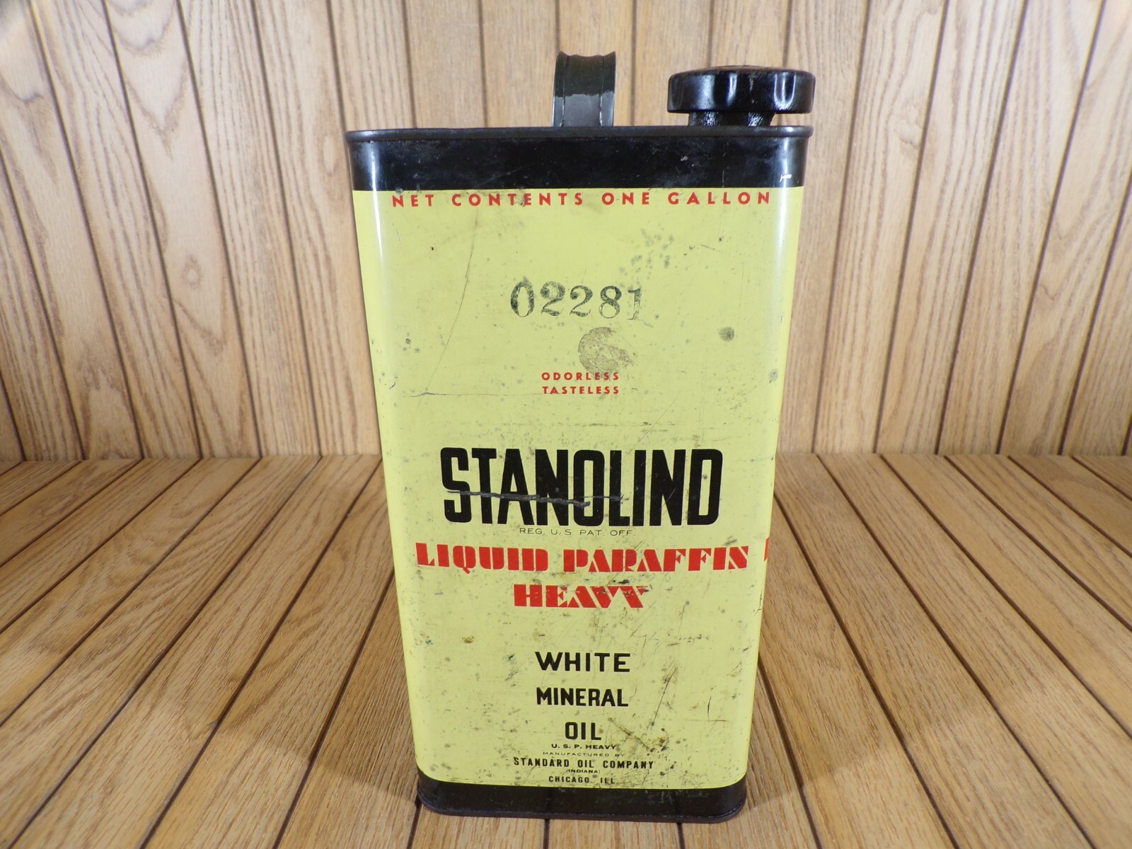 STANOLIND STANDARD OIL LIQUID PARAFFIN WHITE MINERAL OIL 1 GALLON NEVER ...
