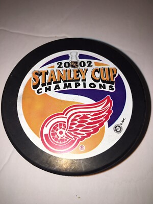 Detroit RedWings 2002 Stanley Cup Trophy Champions NHL Hockey Puck NEW ...