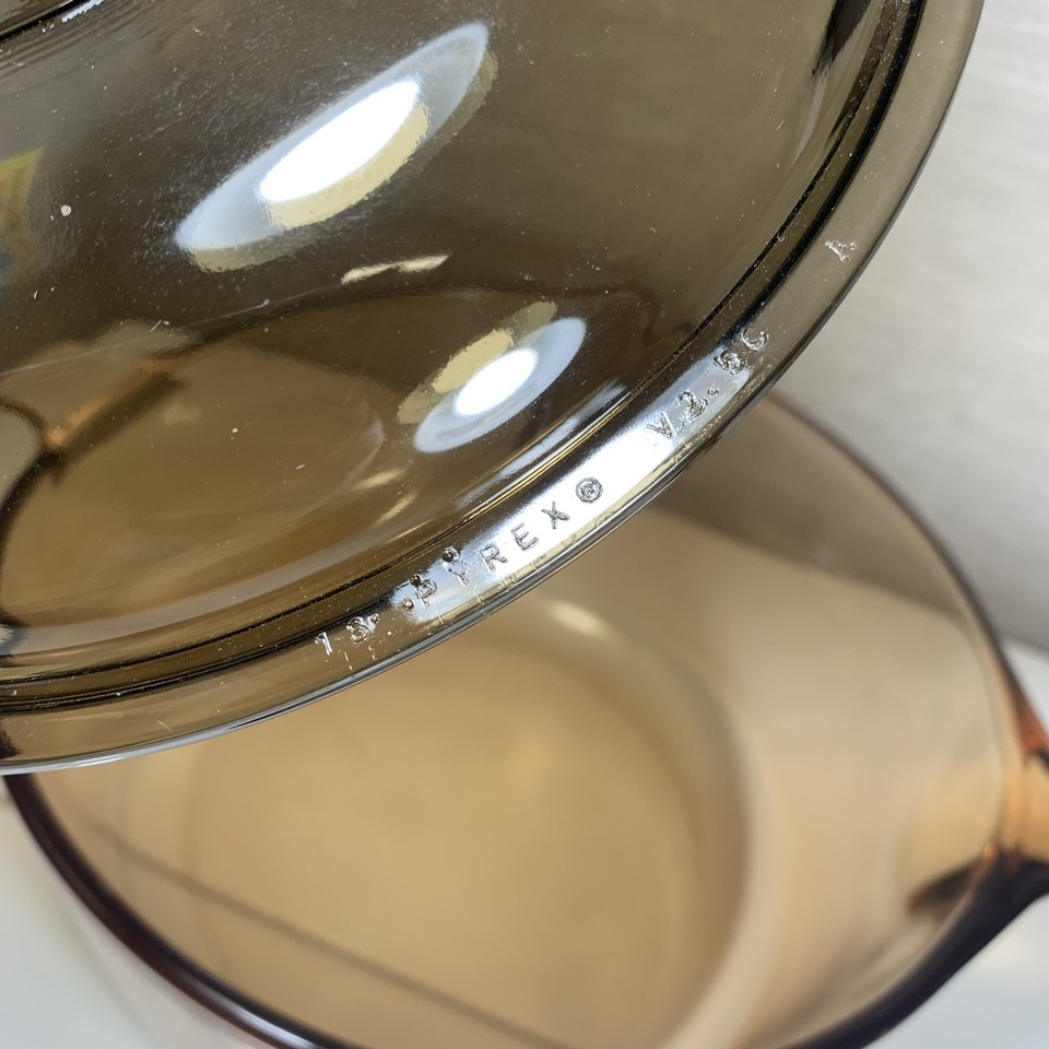 Pyrex Corning Vision Ware Amber 2.5 Liter 8" Glass Sauce Pan Pot With ...