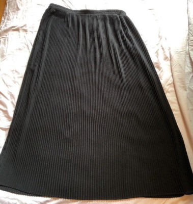 Simply Manakin Retro Long Pleated Elastic Waist A-Line Black Skirt ...