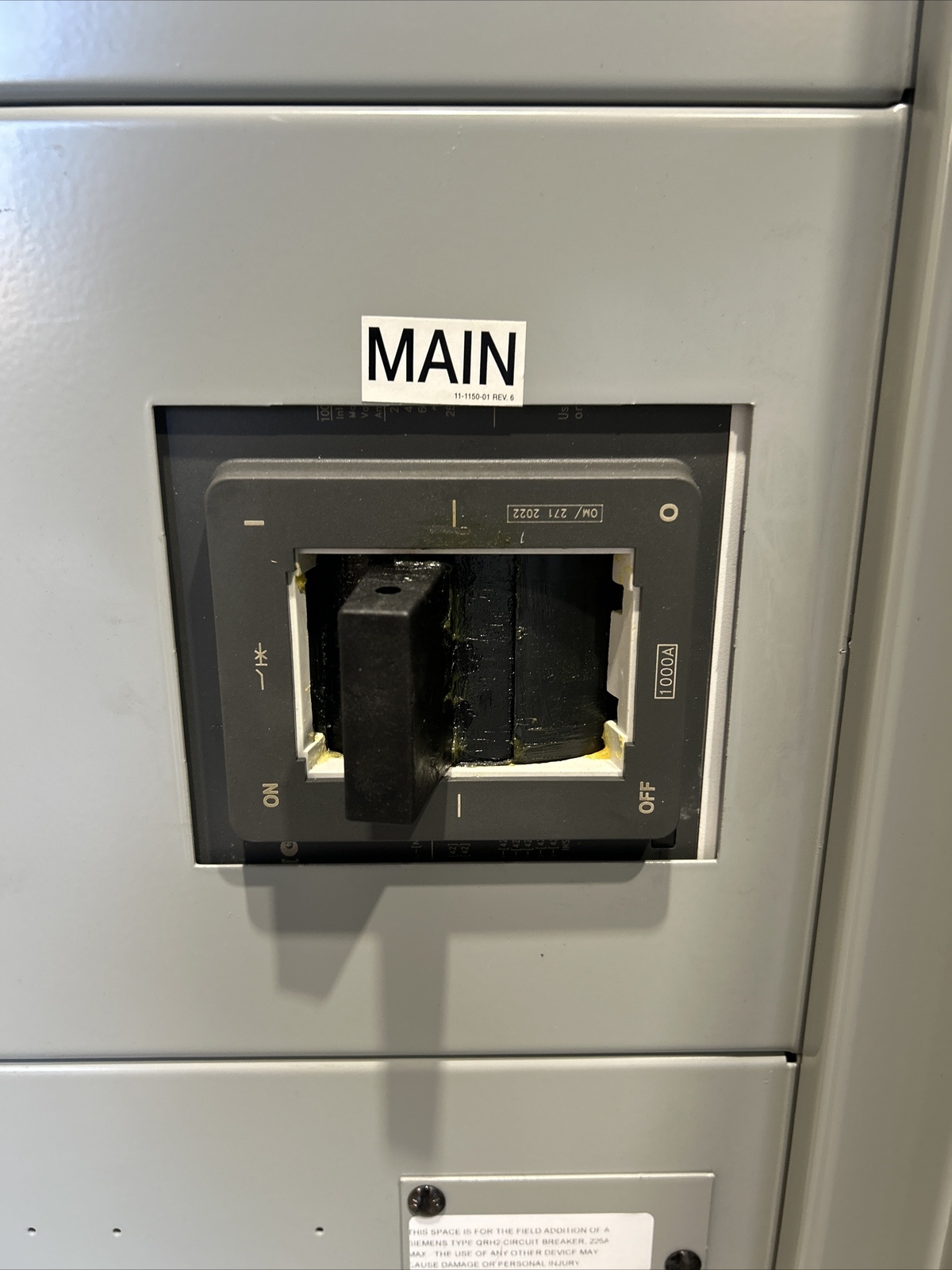 1200 Amp Main Breaker Panel P5 Nema 3R 208y/120v 3Ph 4w New In Stock ...