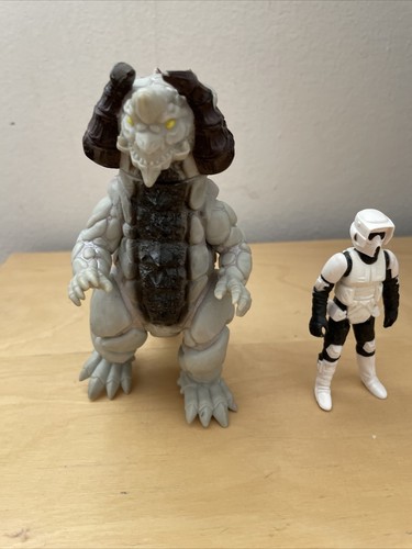 Silvergon Kaiju figure Godzilla Ultraman Bandai | eBay